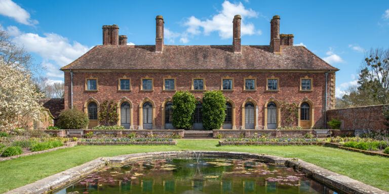 Discover Somerset's historic landmarks – Kingfisher Visitor Guides